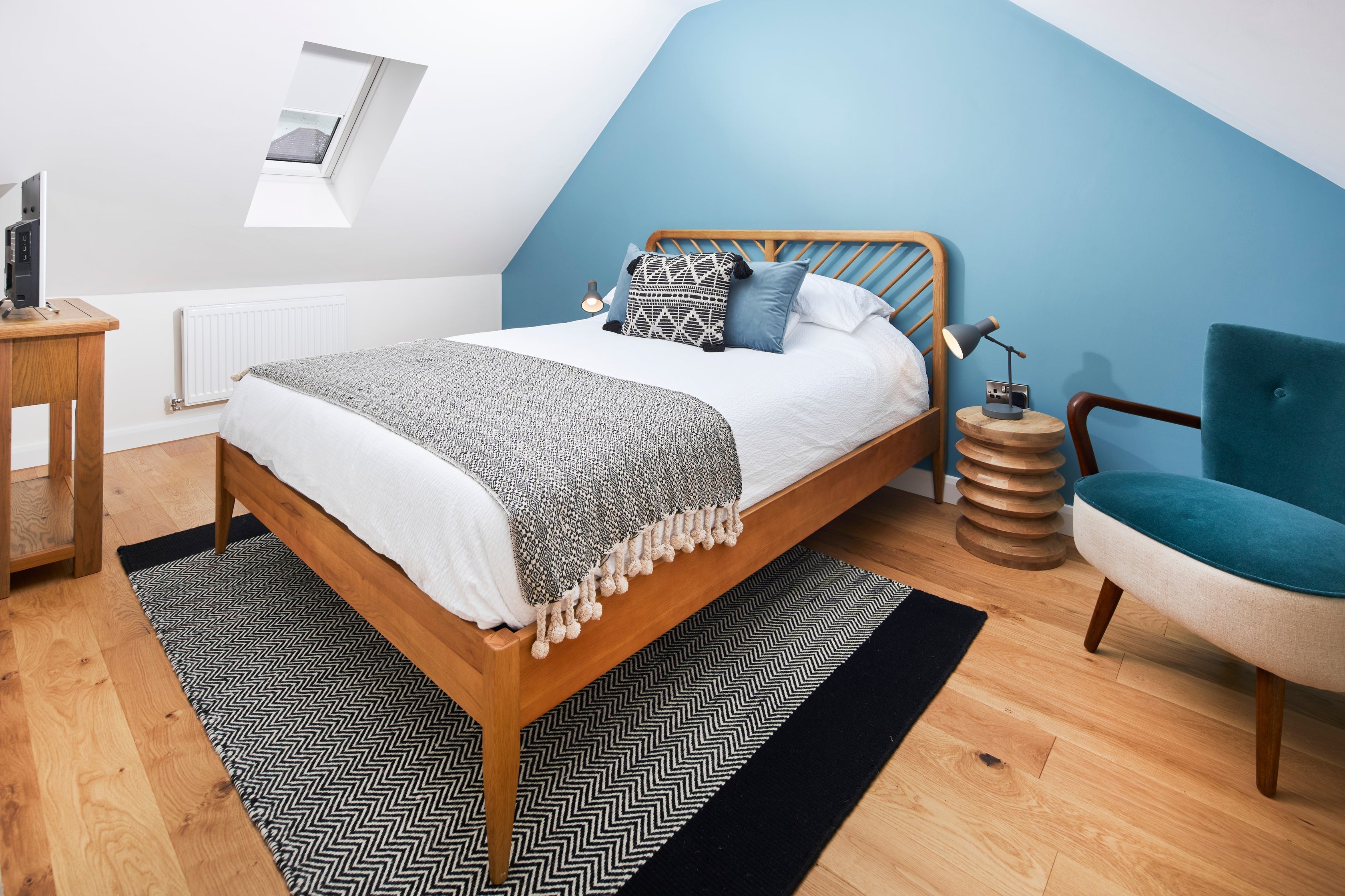 See inside a Silkstone home in Yorkshire with plank & parquet floors – V4