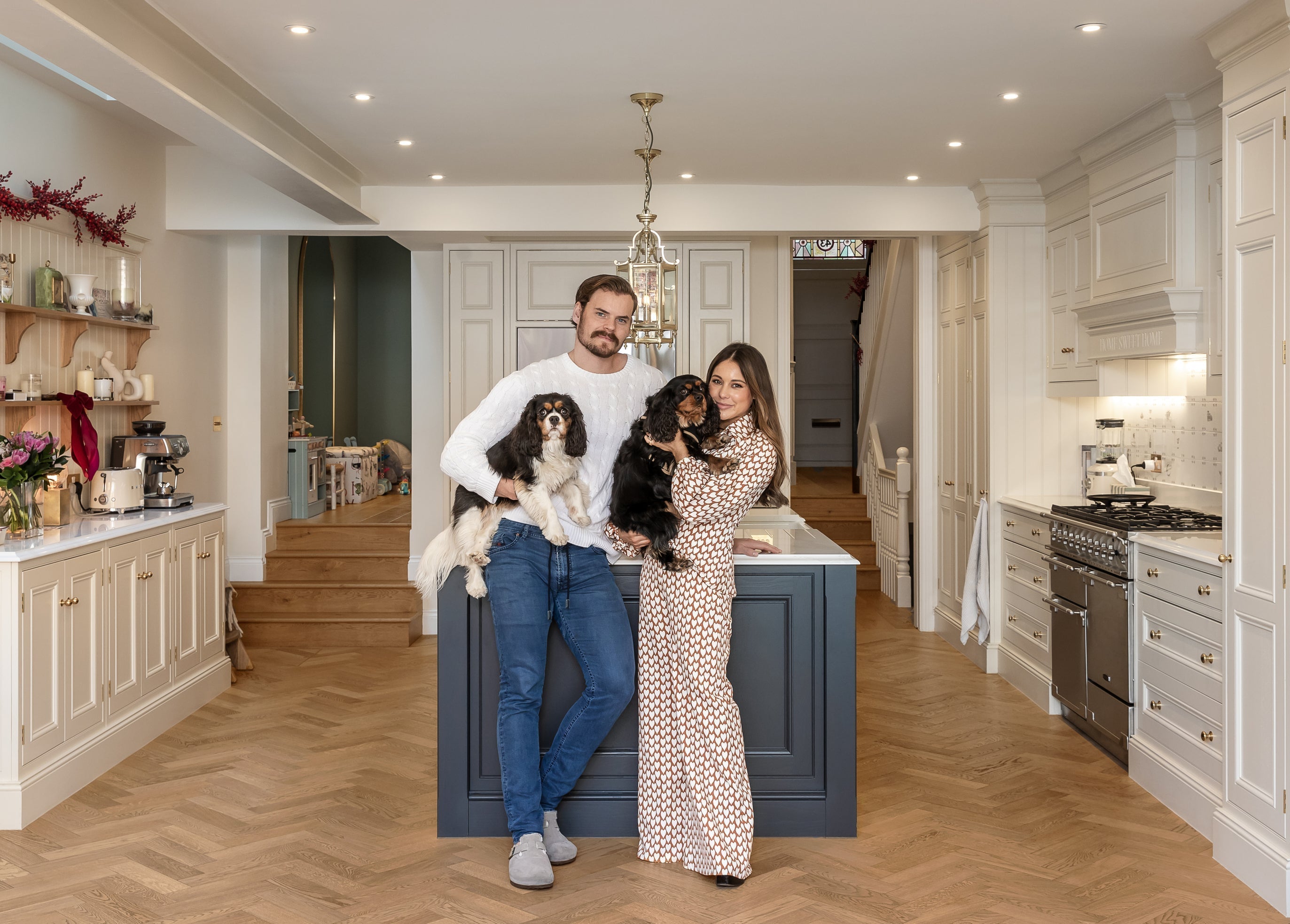 Louise Thompson adds White Smoked Oak parquet & planks in London home – V4